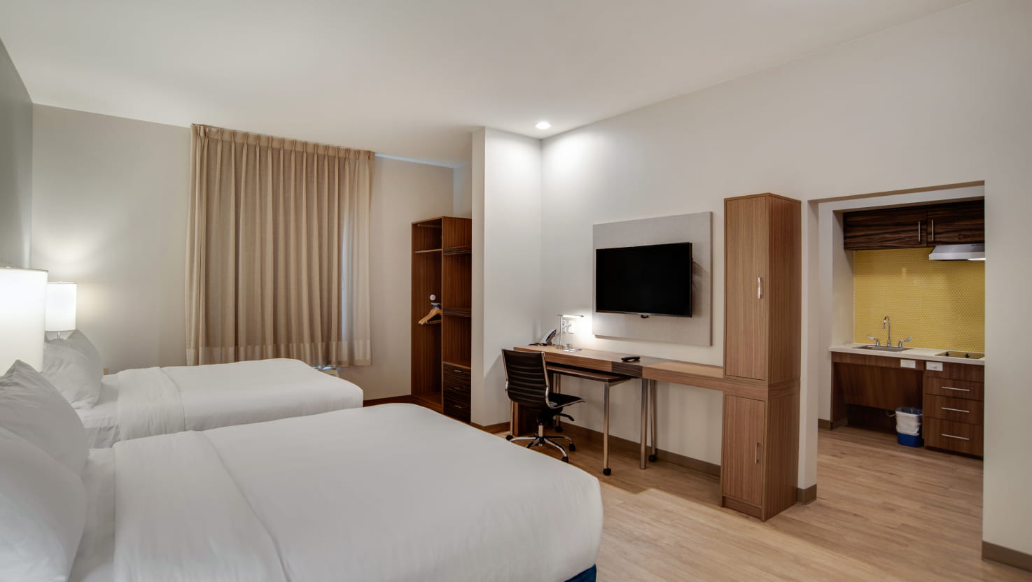 MainStay Suites